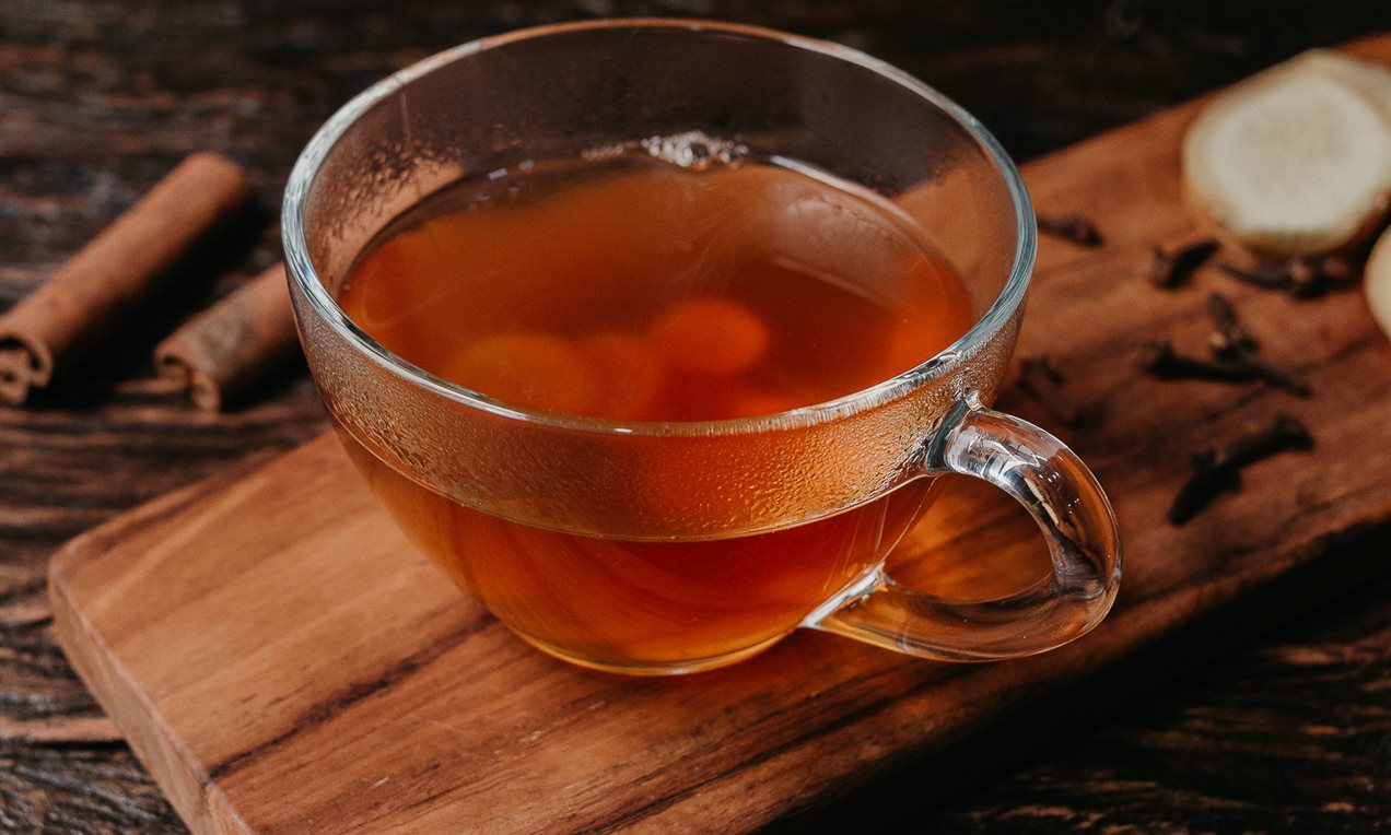 Chá quente de camomila com especiarias Receita | Dr. Oetker